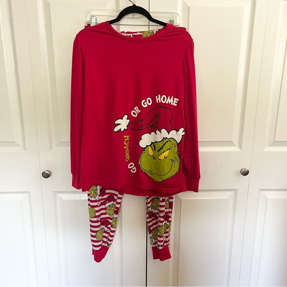 The Grinch | Intimates & Sleepwear | Red Grinch Pajamas | Poshmark